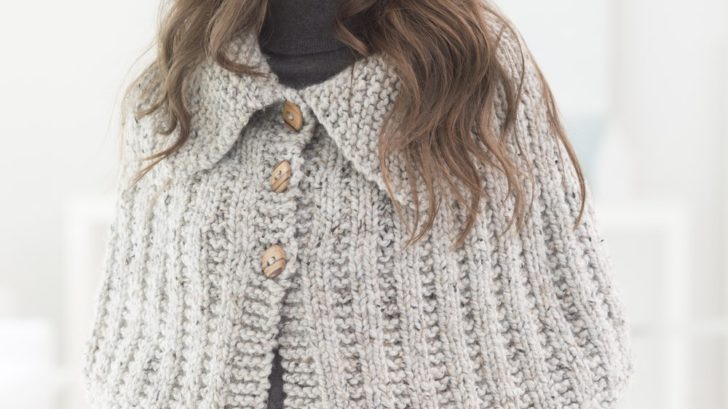 Simple Capelet Knit Pattern - KnitCraft