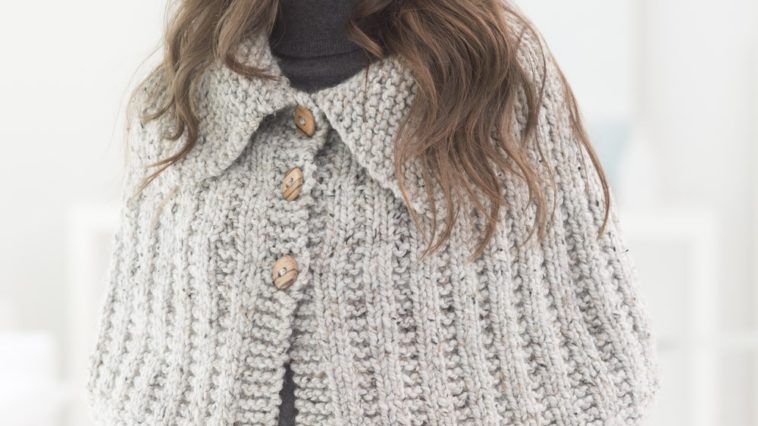 Simple Capelet Knit Pattern - KnitCraft