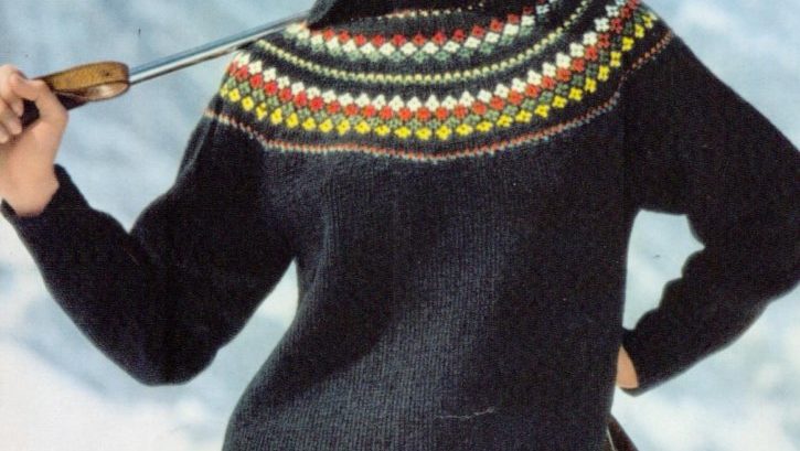 Nordic Lights Capelet Knit Pattern - KnitCraft
